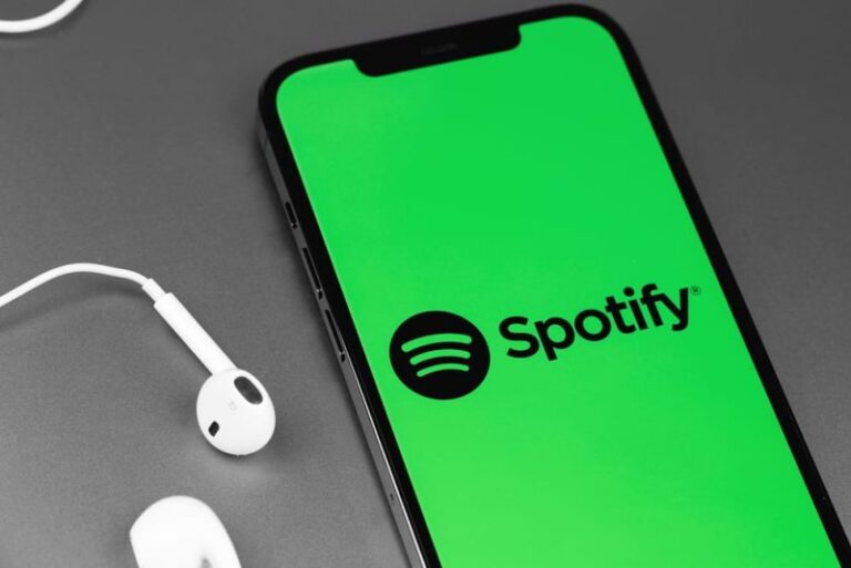 How Does Spotify Recommend Songs? (Explained) - Tech Anoa